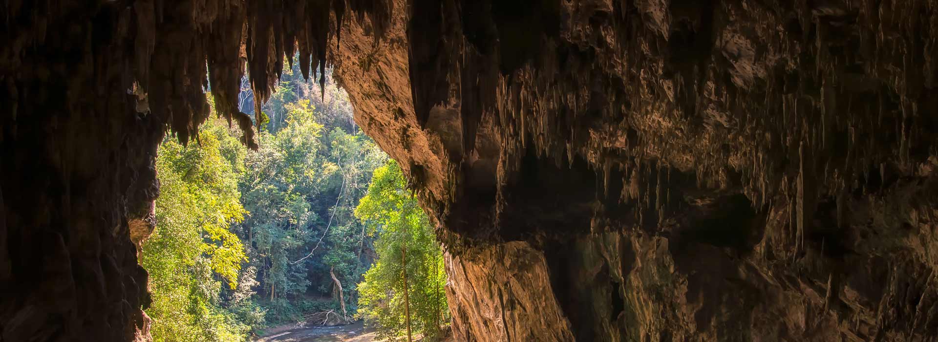 Belilena Cave | Attractions in Kitulgala | Love Sri Lanka